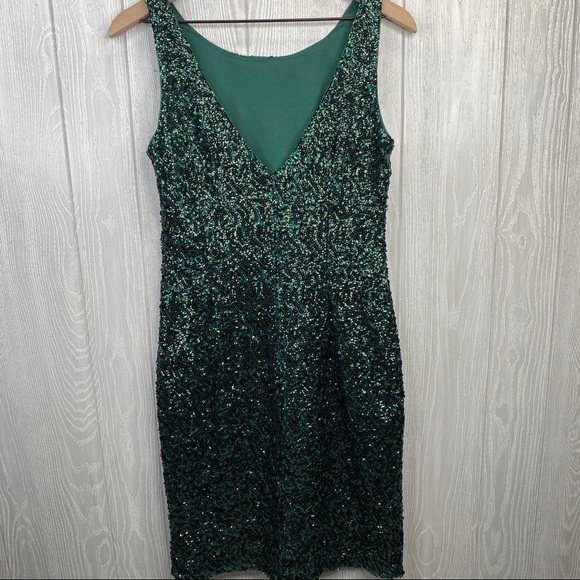 SD Collection | Dresses | Green Sparkly Tight Fitting Dress | Poshmark